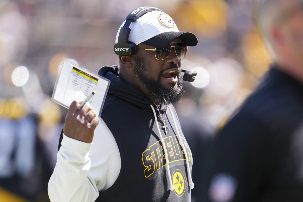 Steelers rookie Johnson will watch from bench after kick-returning flub ...